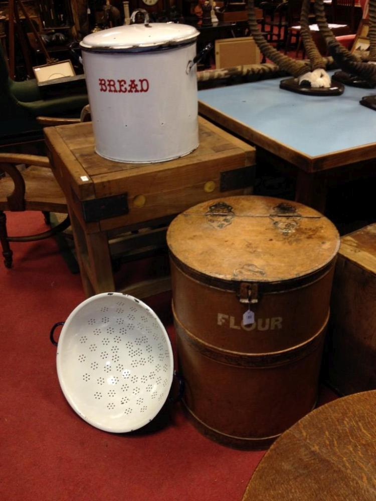 Lot 905 - A painted tin flour barrel,