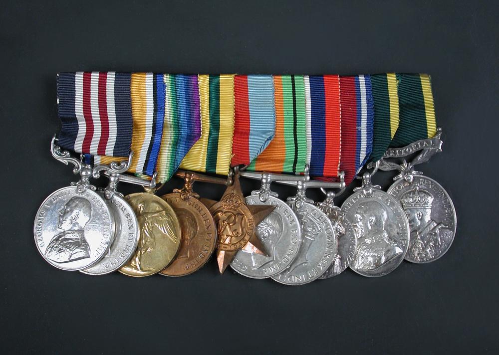 Lot 130 - A Military Medal group of ten to 221 Private