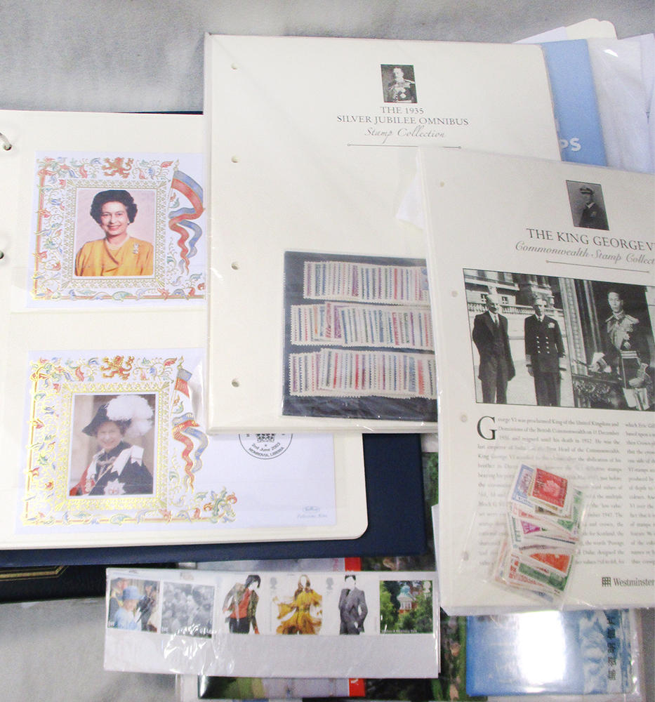 Lot 605 - Westminster Collection, a quantity of