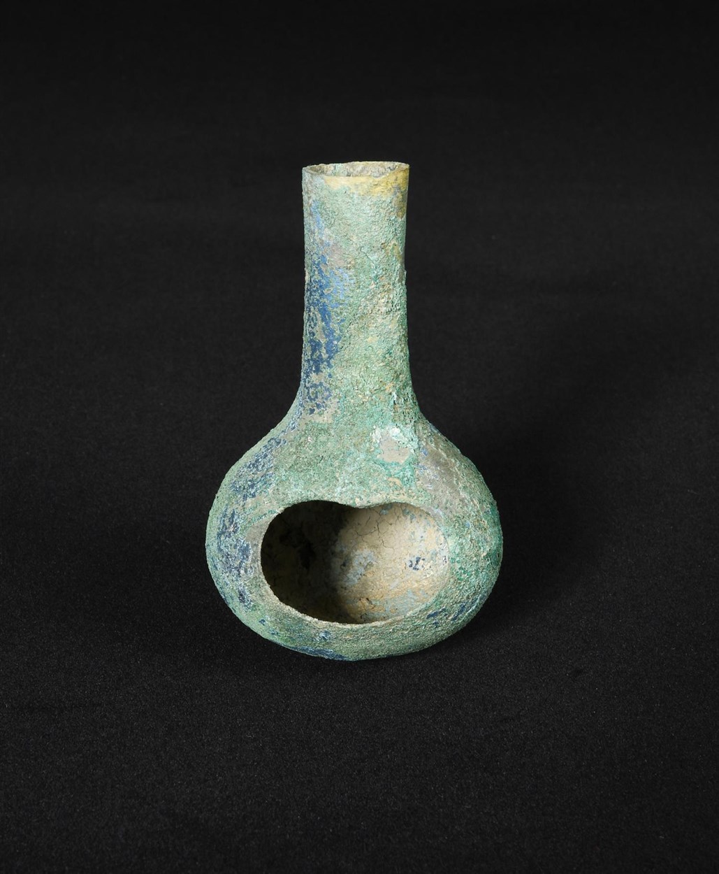 Lot 19 - A bronze musical instrument Shen, Yunnan,