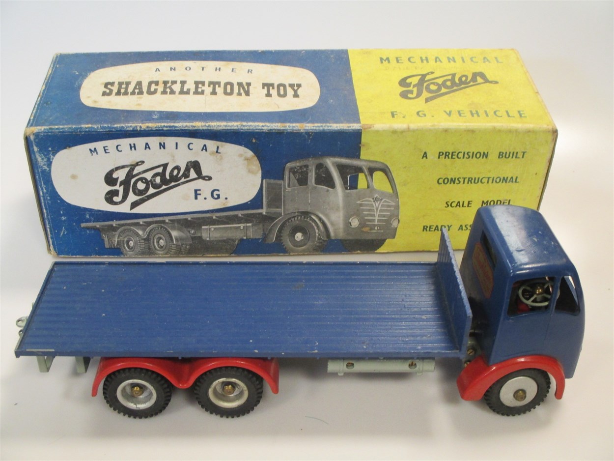 Lot 89 - Shackleton Foden lorry with trailer and box
