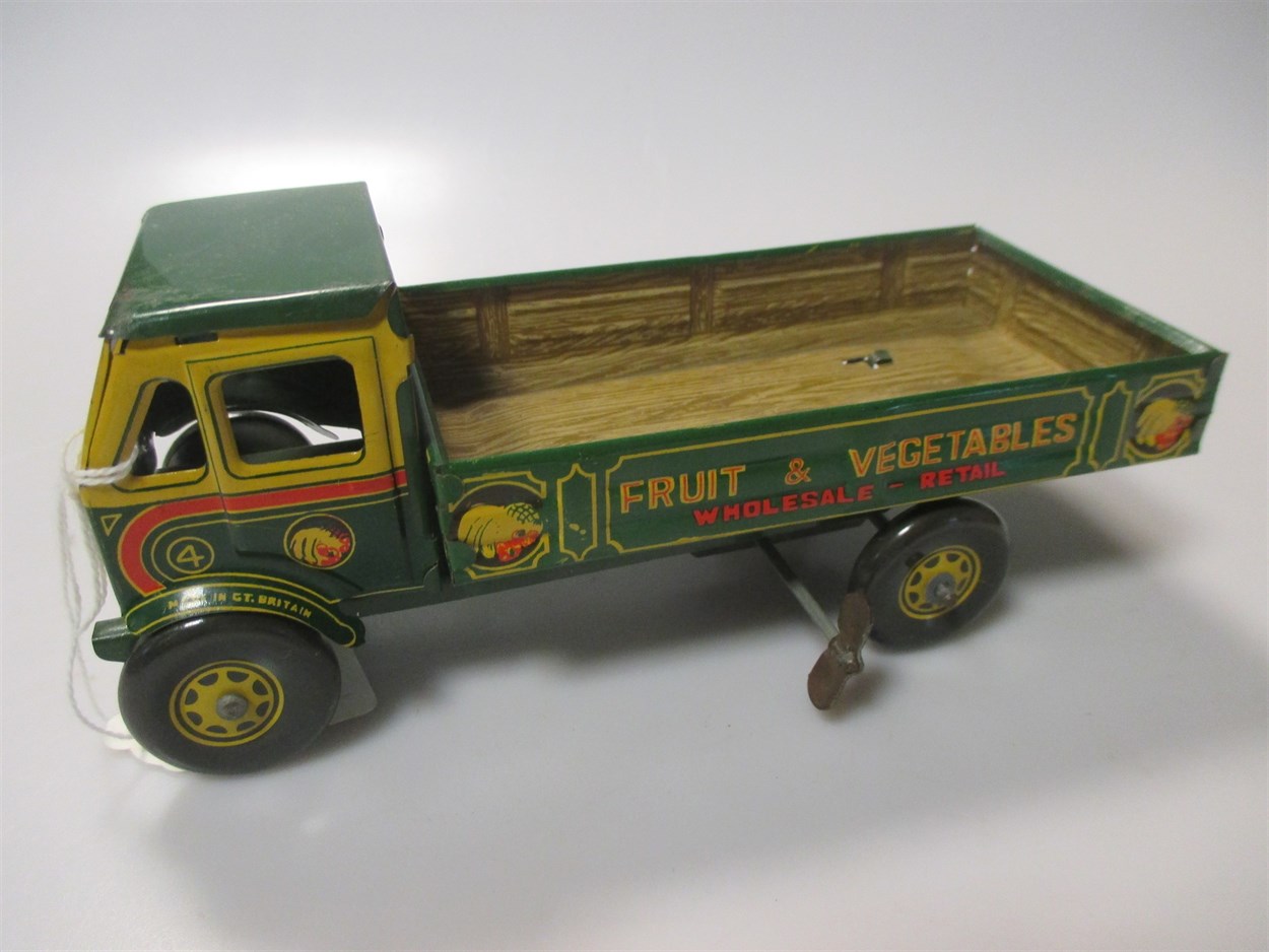Lot 40 - Tinplate Clockwork Mettoy Fruit and Vegetable