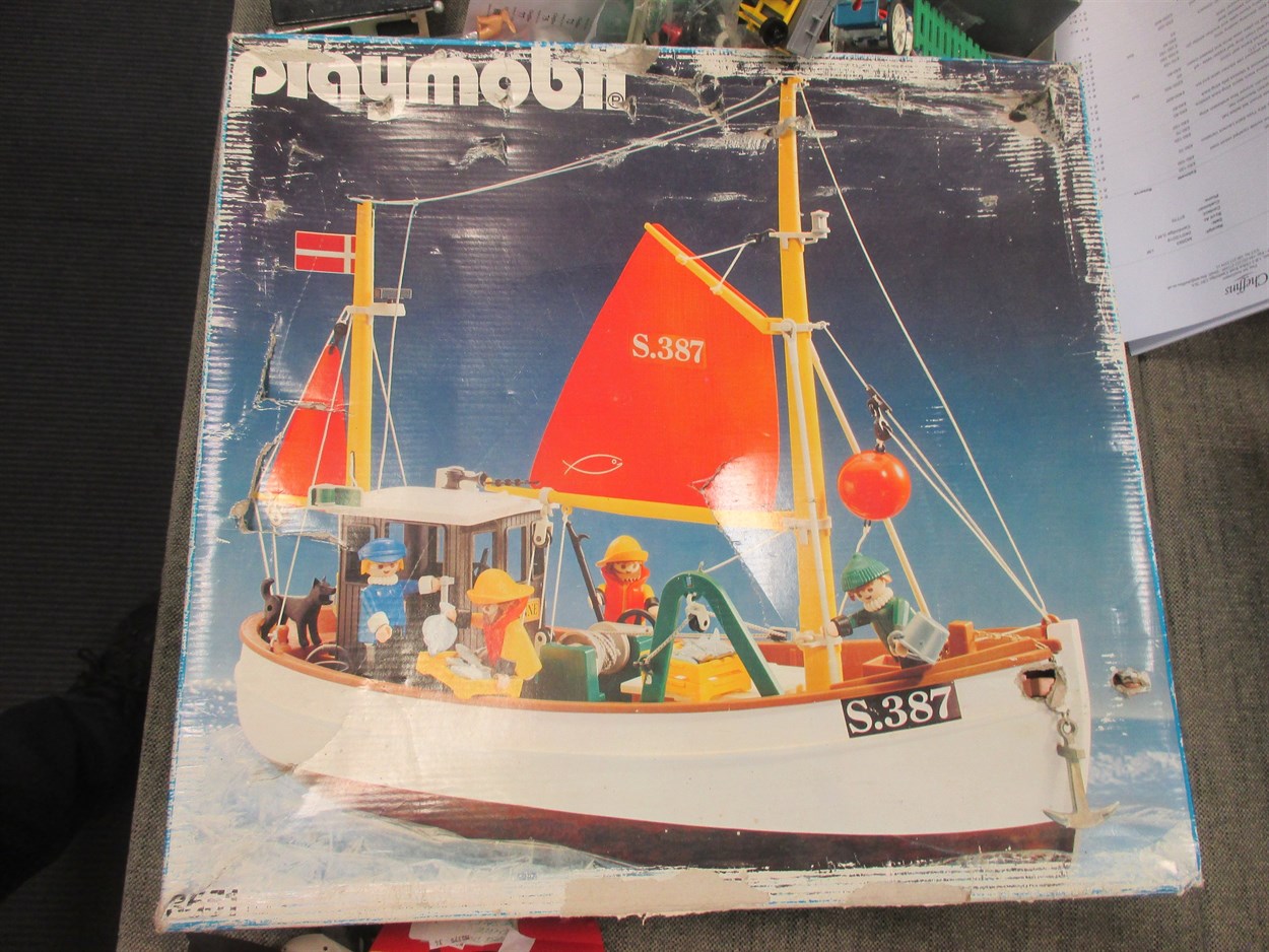 Lot 41 - Playmobil 3551 Fishing Trawler (boxed)