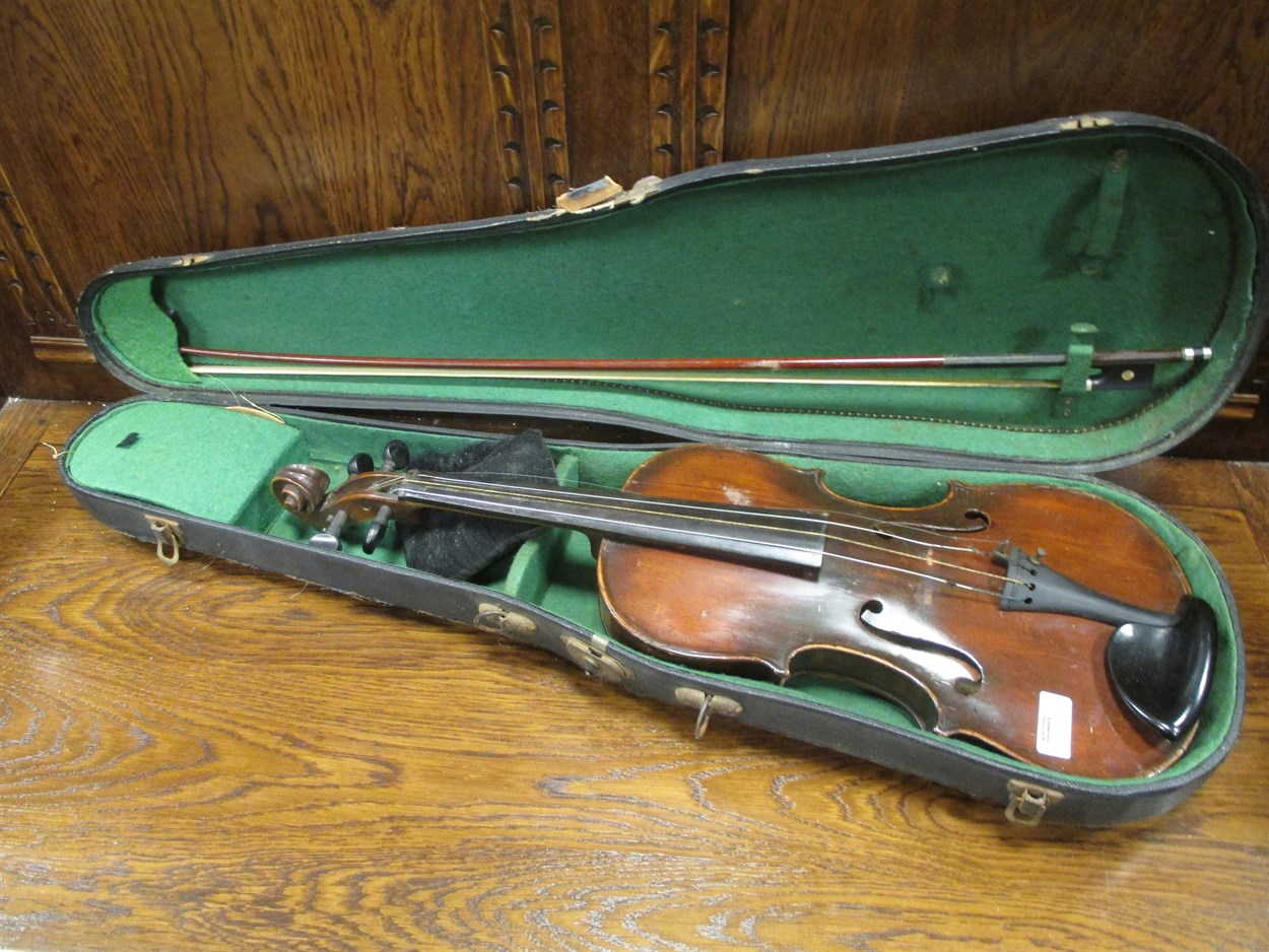Lot 208 - A German violin with Stradivarius label