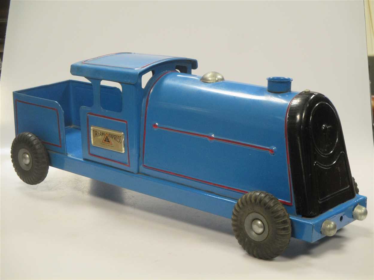 Lot 8 - Blue Triang Express tin four wheel model train
