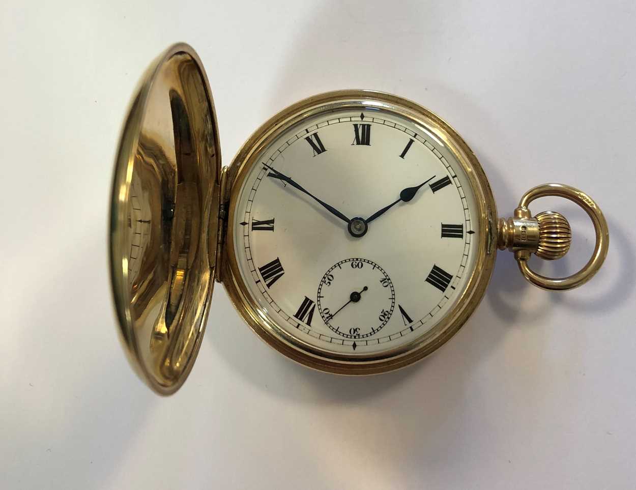 Lot 277 - Unsigned - An Edward VIII 9ct gold full