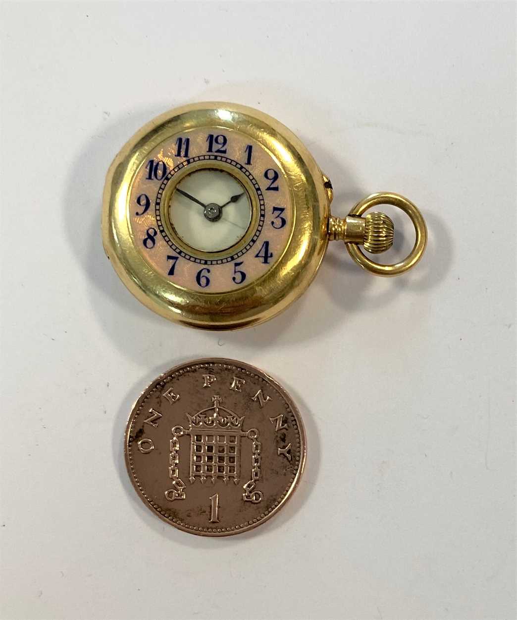 Lot 227 - Unsigned - An unusual French 18ct gold