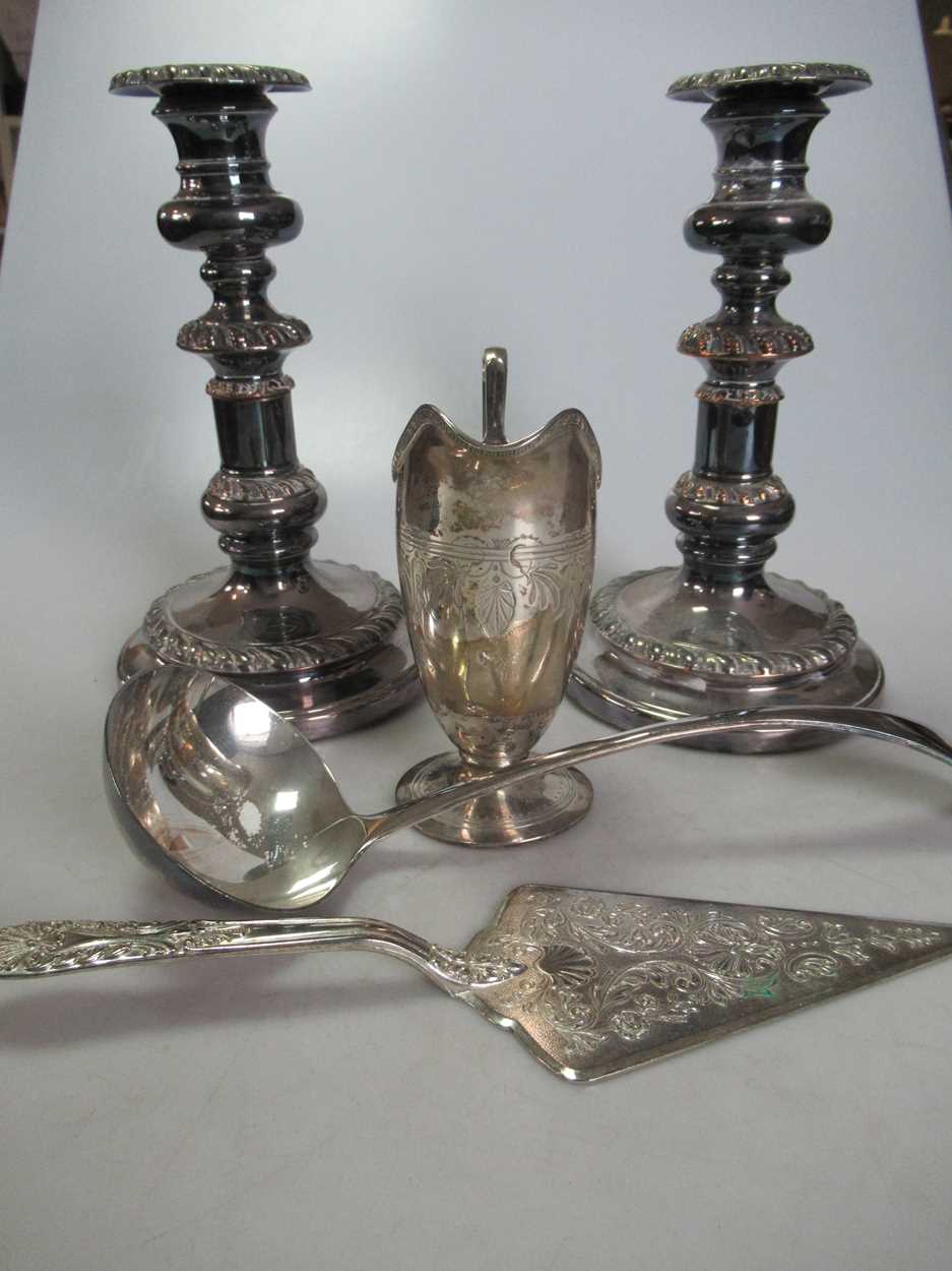 Lot 229 - A collection of silver plated items