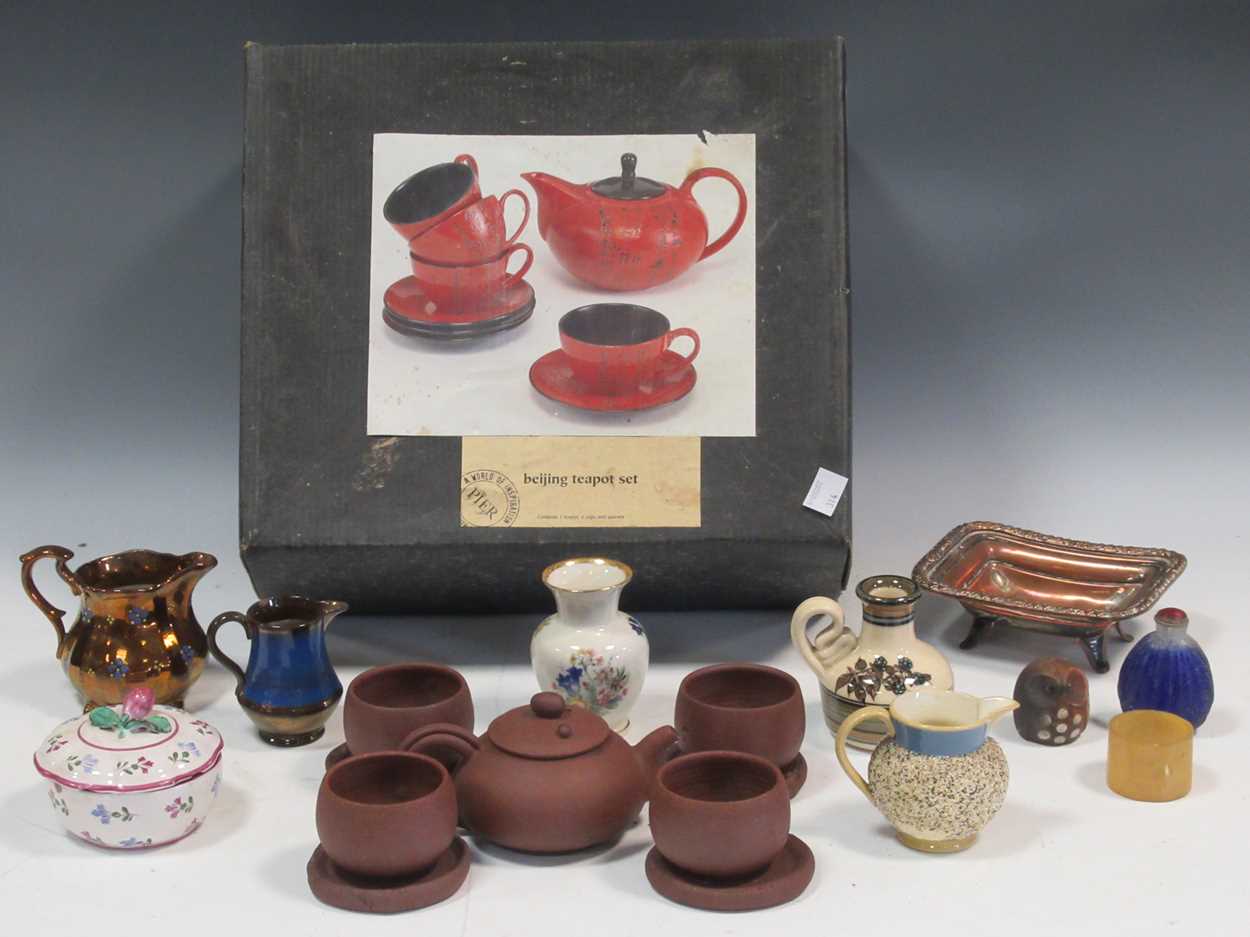 Lot 63 - An assortment of ceramics ware to include