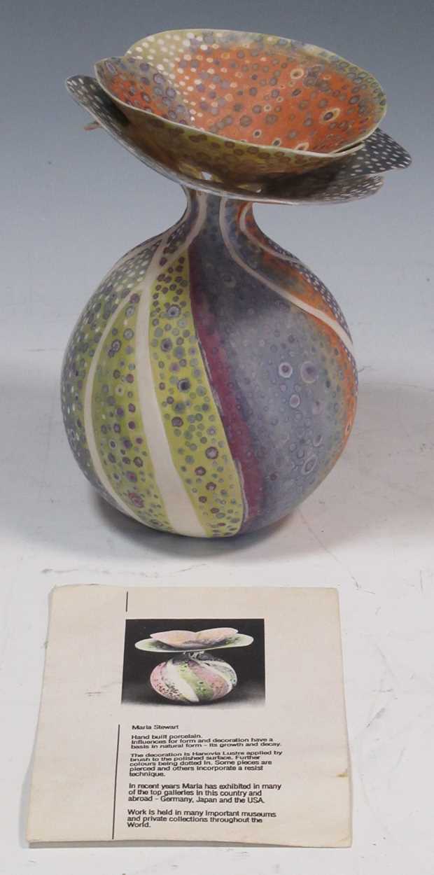 Lot 53 - Maria Stewart hand made porcelain vase with