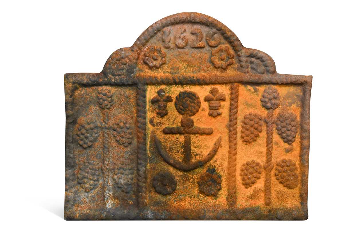 Lot 247 - A cast iron fire back bearing date '1626',