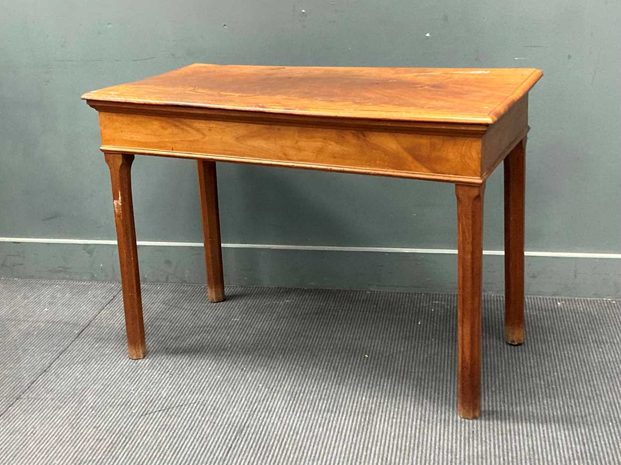 Lot 413 - A mahogany side table with chamfered legs 75