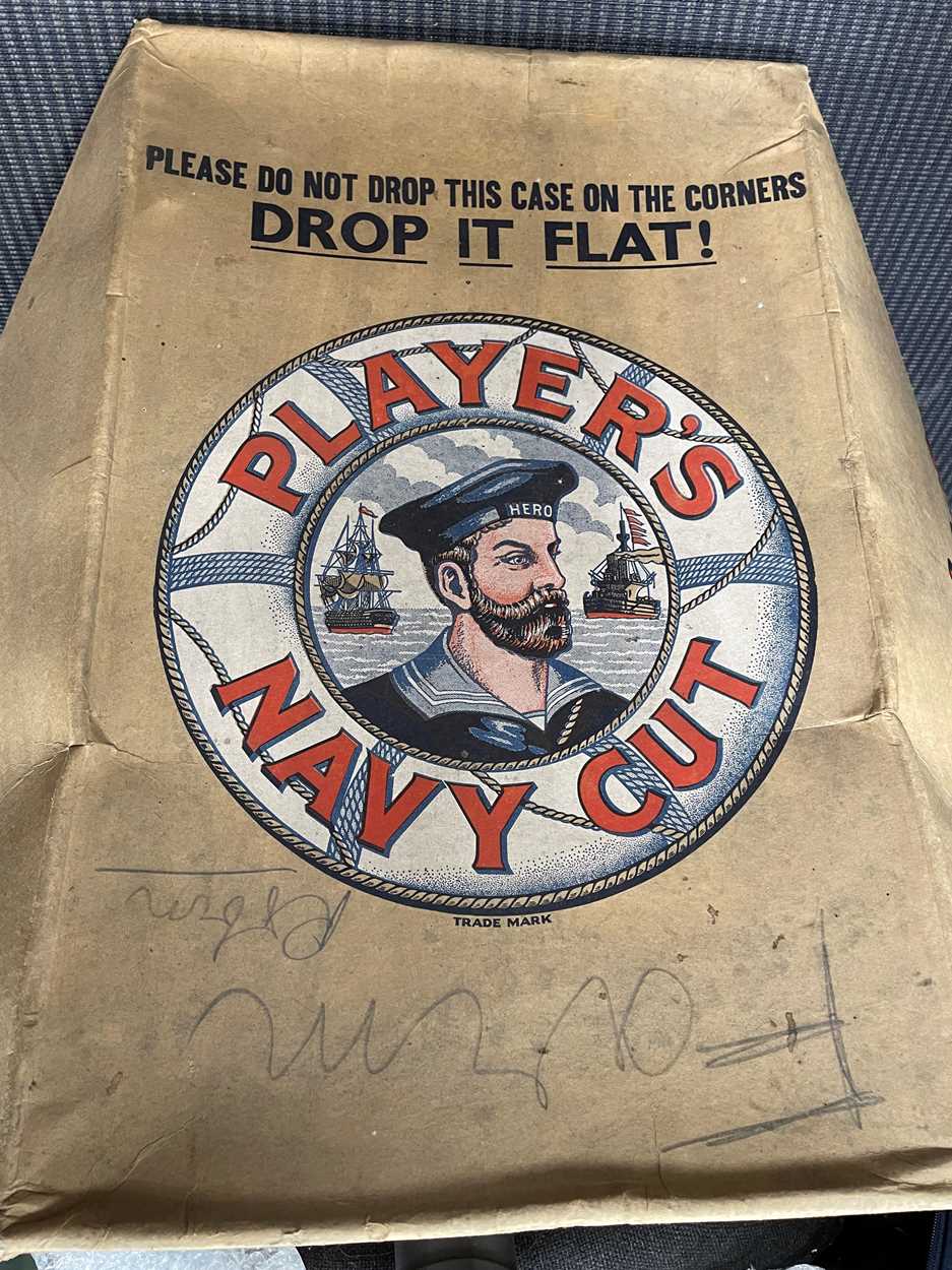Lot 224 - Player's Navy Cut vintage cardboard packing