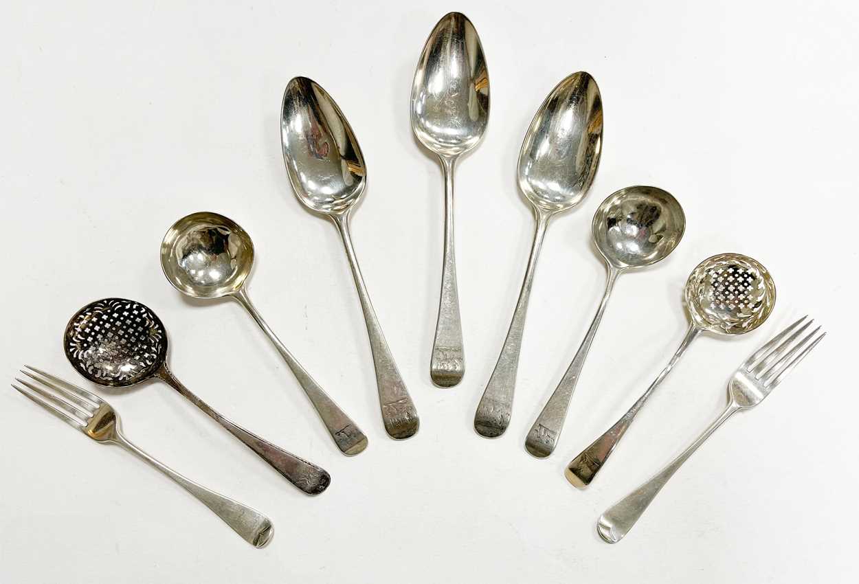 Lot 575 - A 34-piece set of George III 18th century
