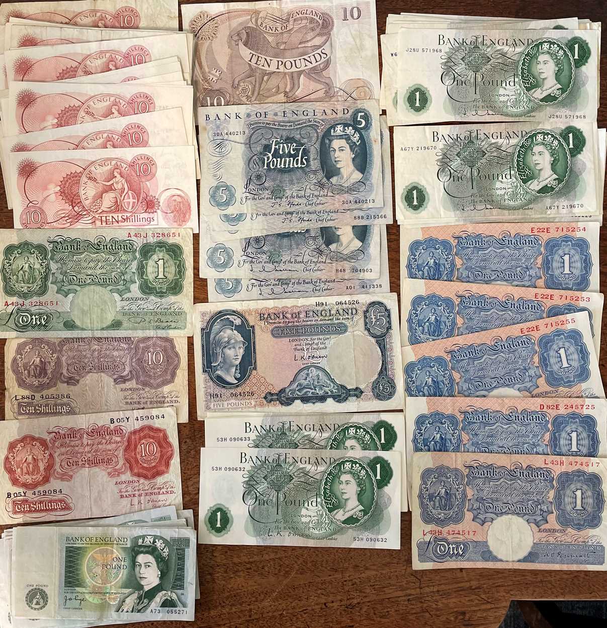 Lot 98 - Bank of England banknotes, a collection.