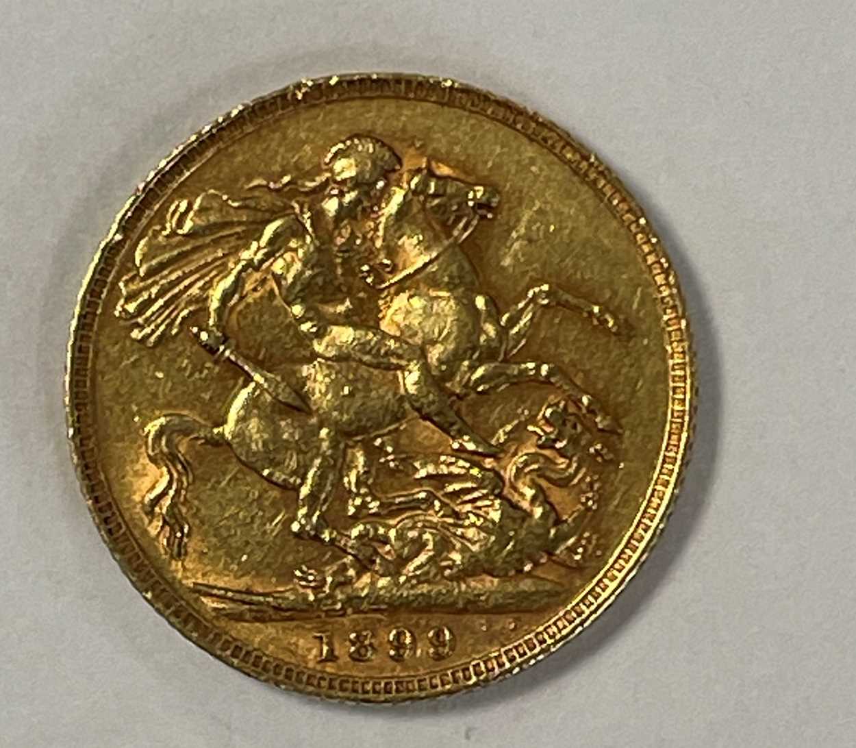 Lot 92 - Queen Victoria gold sovereign