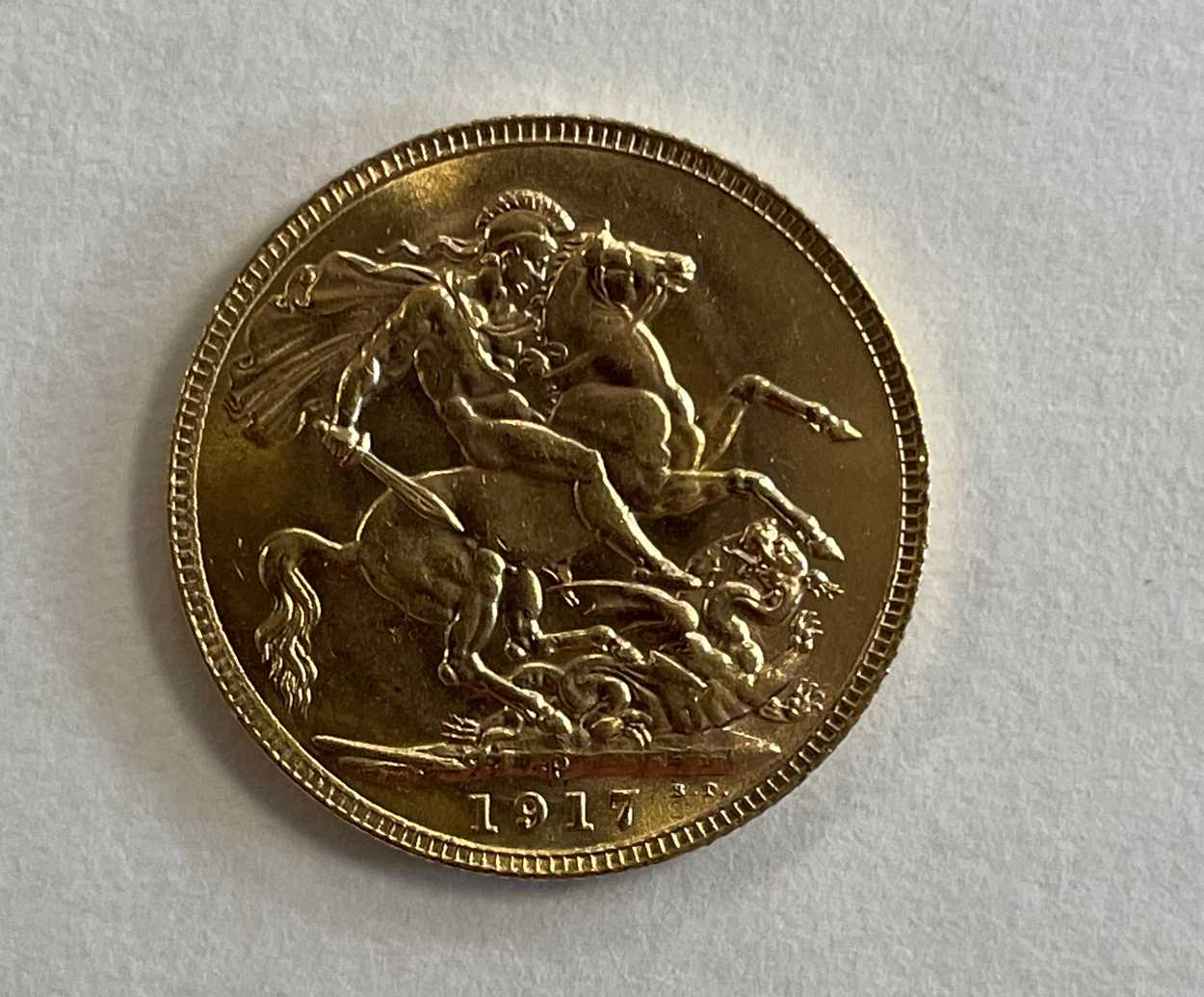 Lot 7 - George V gold sovereign 1917,