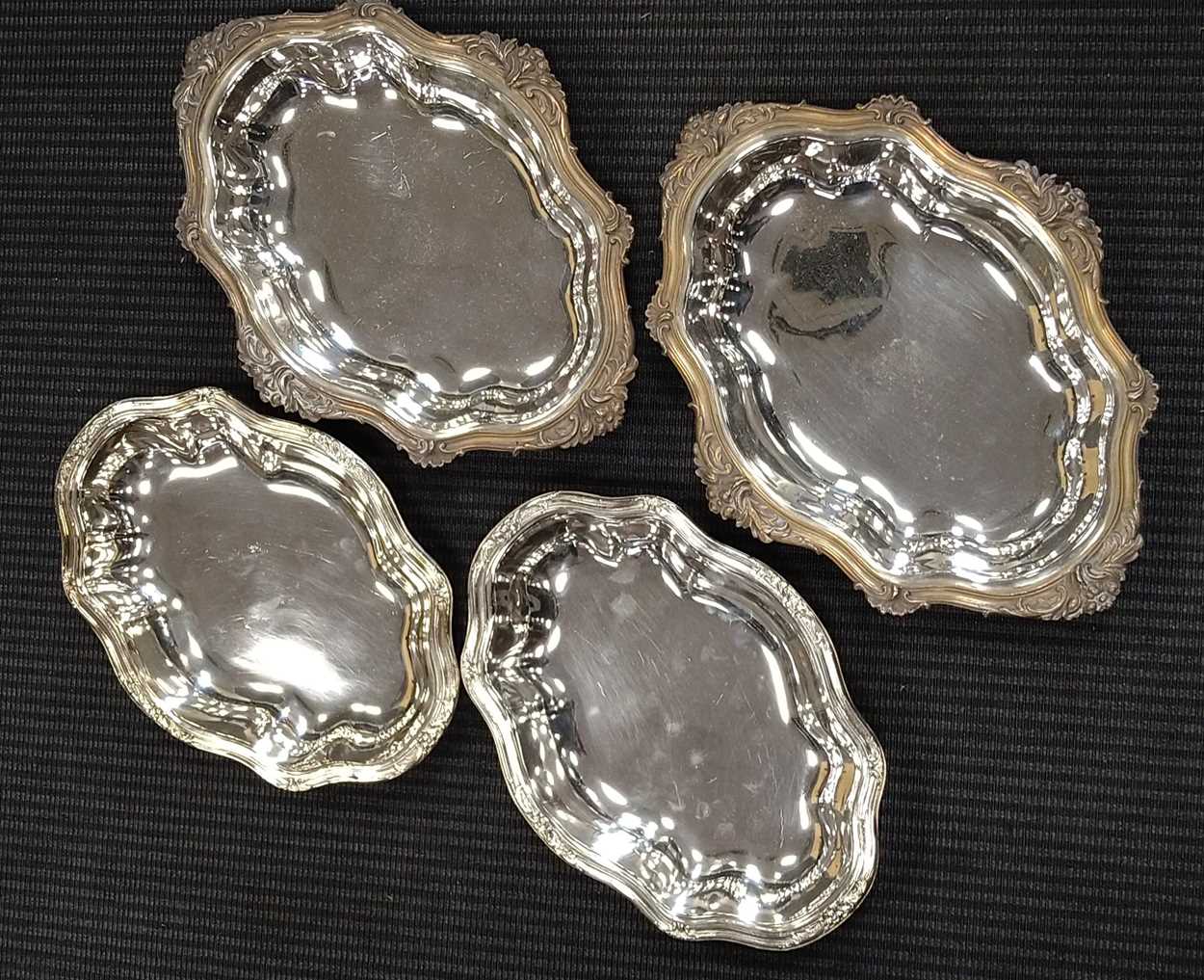 Lot 292 - A collection of silver plated wares