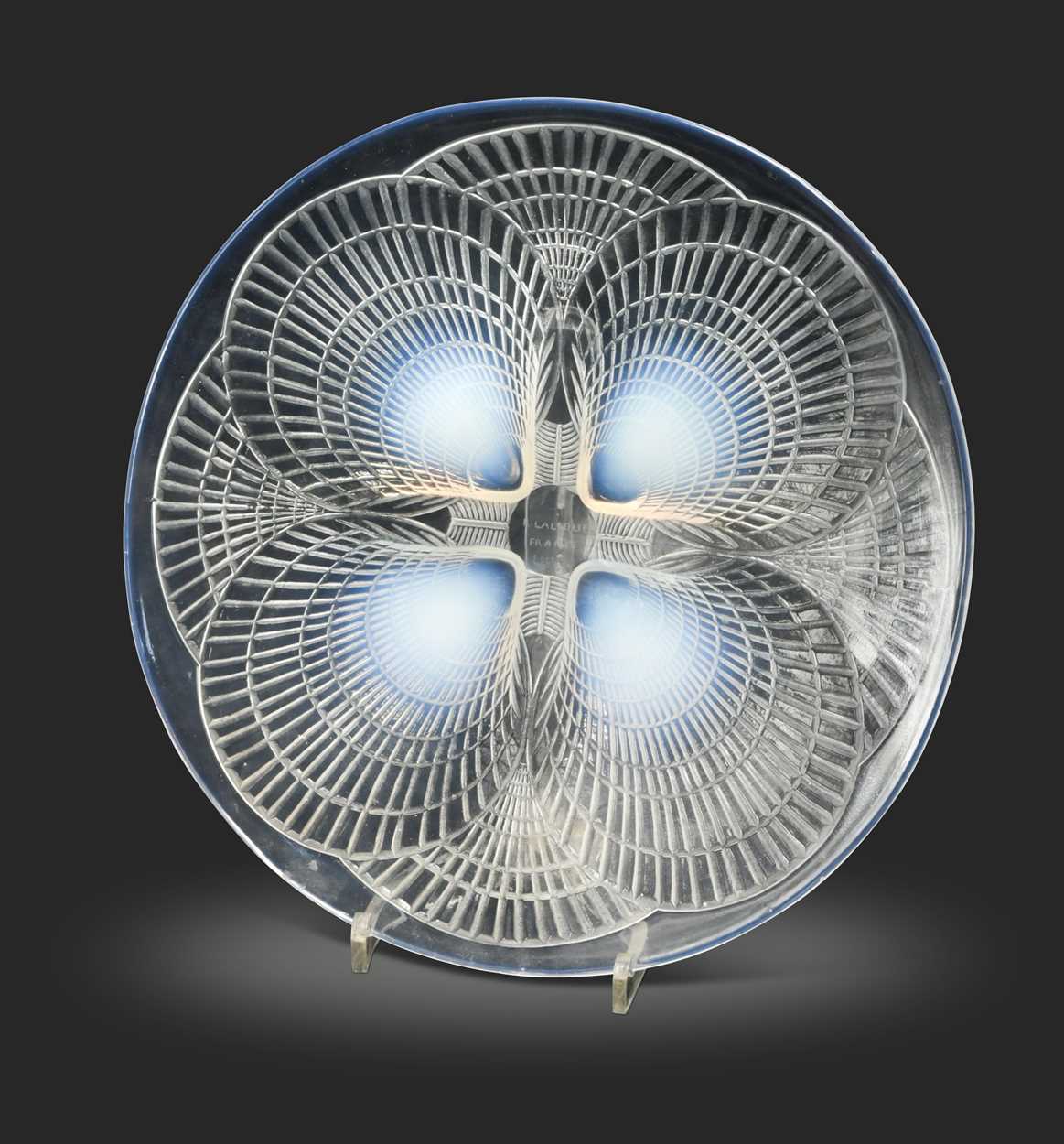 Lot 5 - Coquilles, an R. Lalique opalescent and