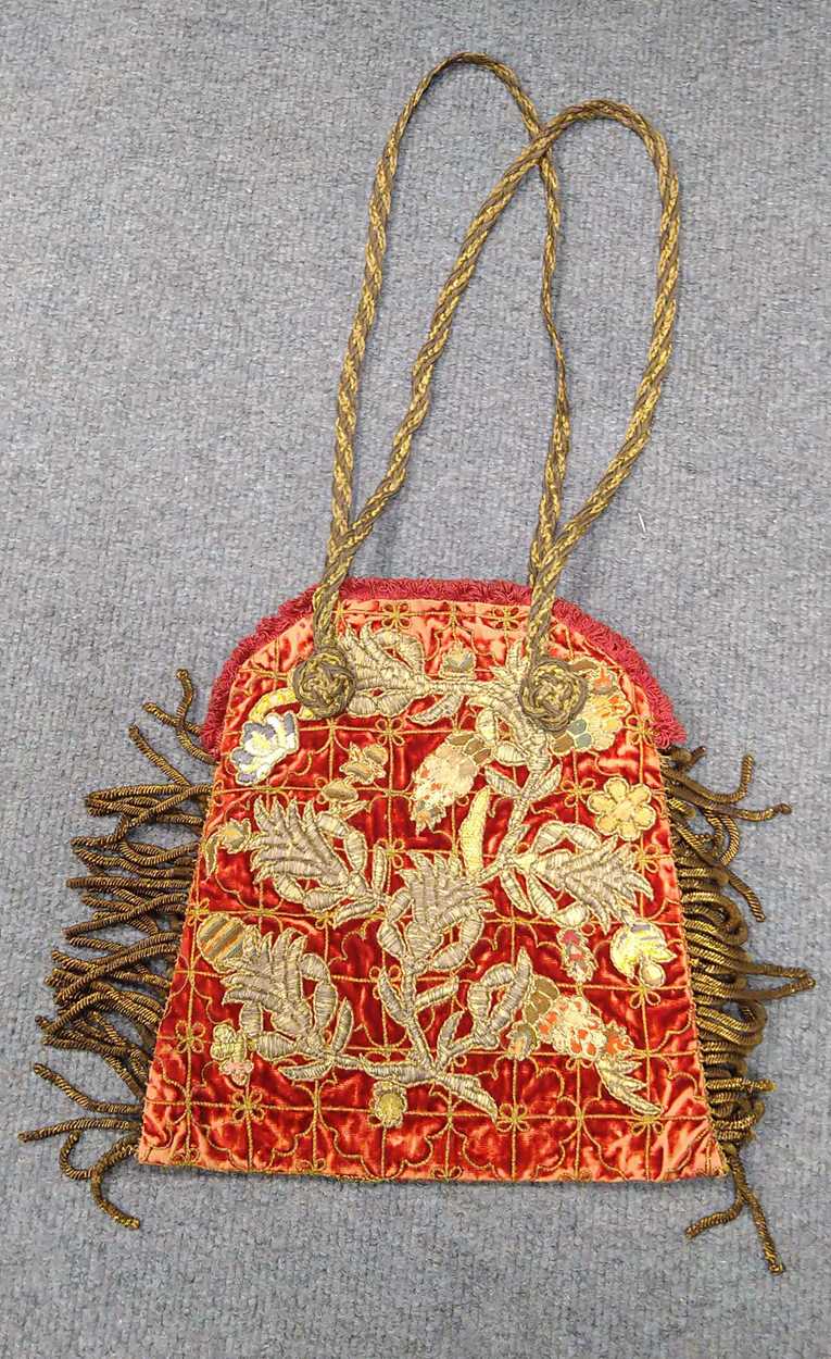 Lot 278 - A late 18th century bag or reticule