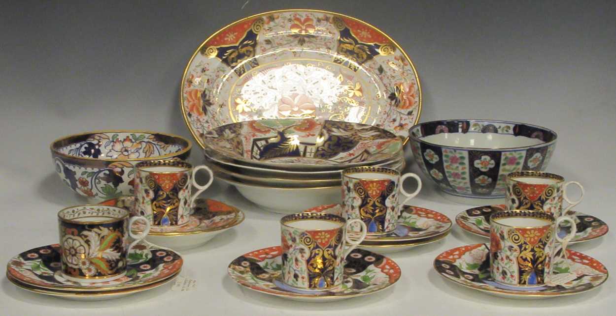 Lot 247 - A collection of Imari style ceramics