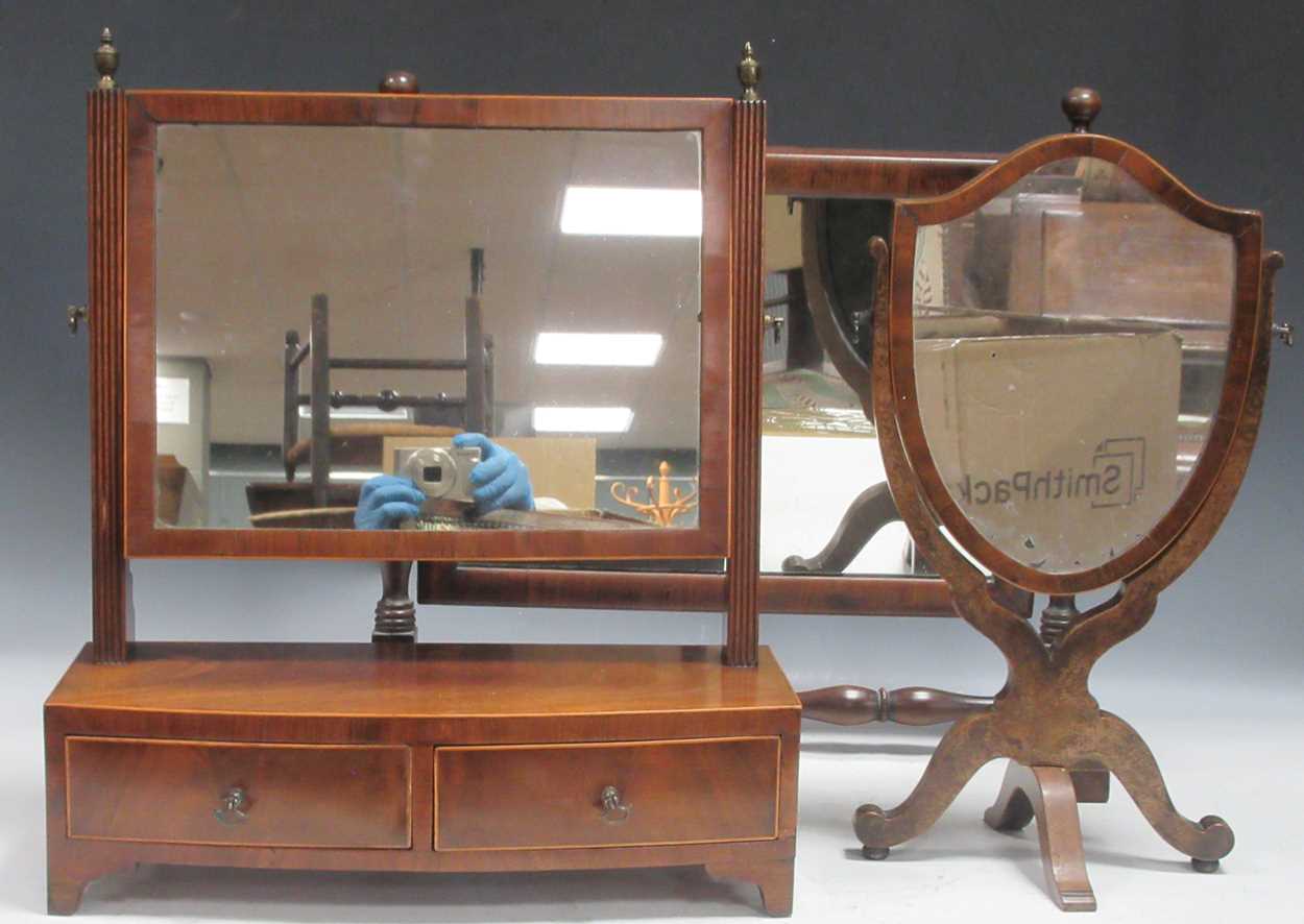 Lot 761 - A Regency mahogany dressing table mirror; a