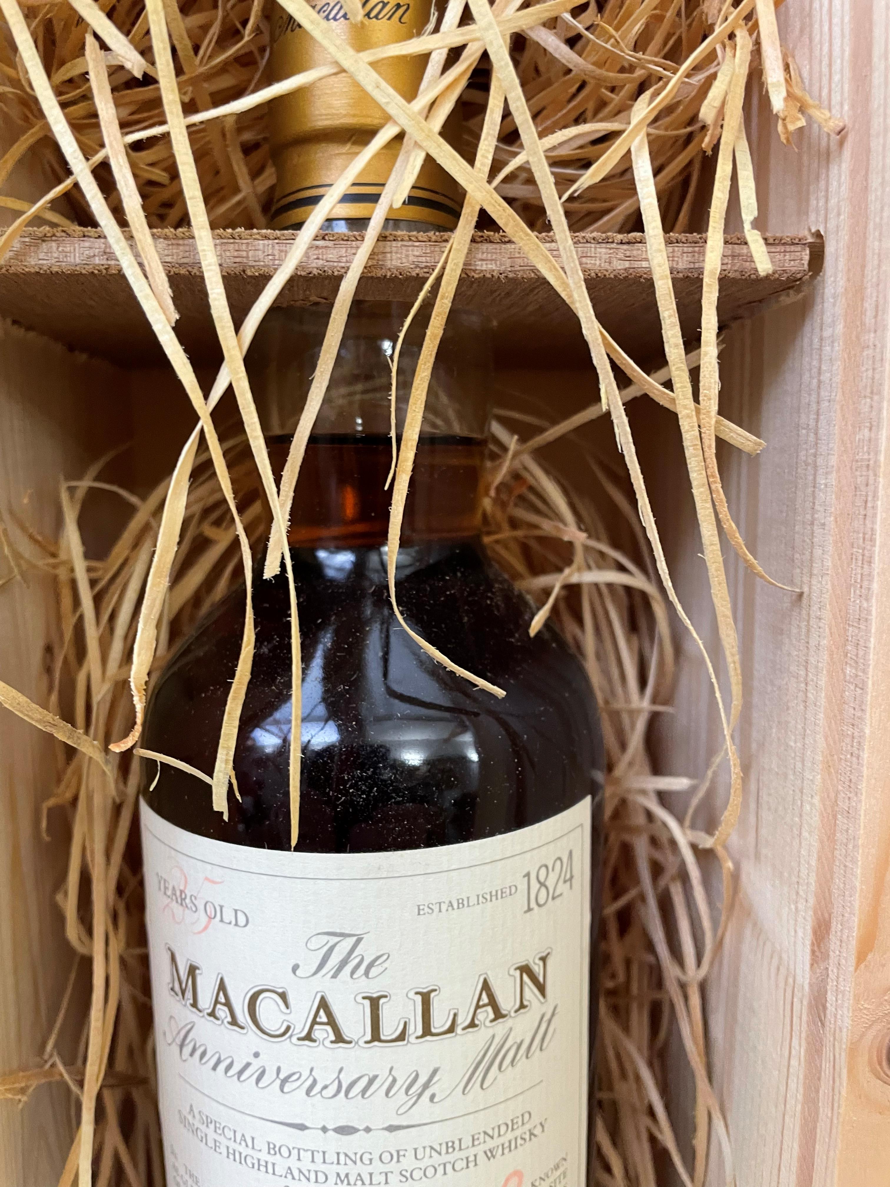 Lot 202 - The Macallan Anniversary Malt 25 years old