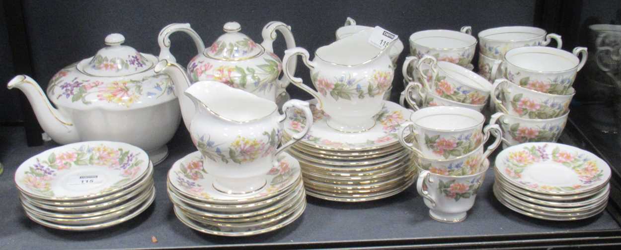 Lot 115 - Paragon 'Country Lane' tea and coffee