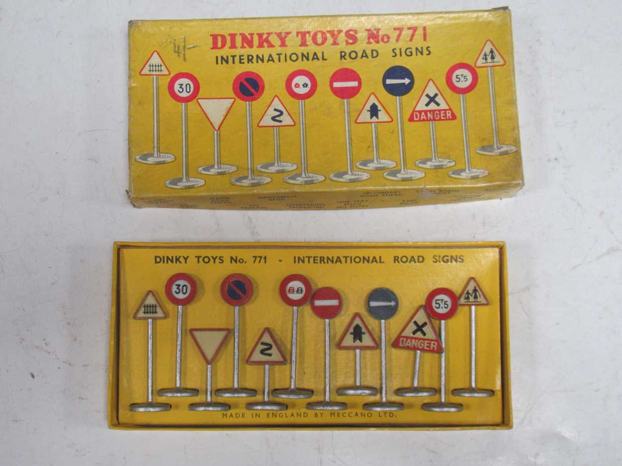 Lot 304 - A Dinky Toys 771 International road signs,