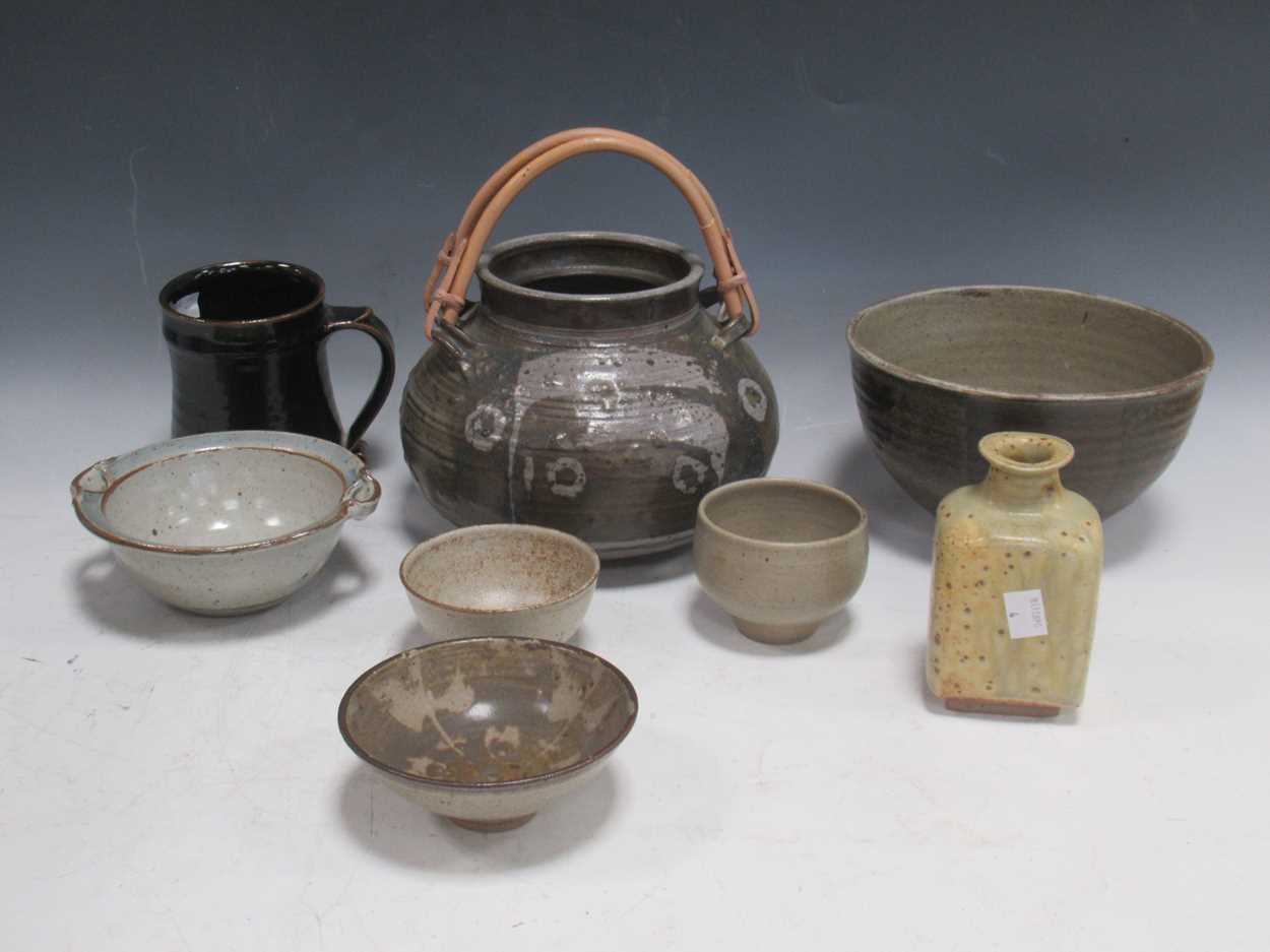 Lot 100 - Studio pottery, to include:
