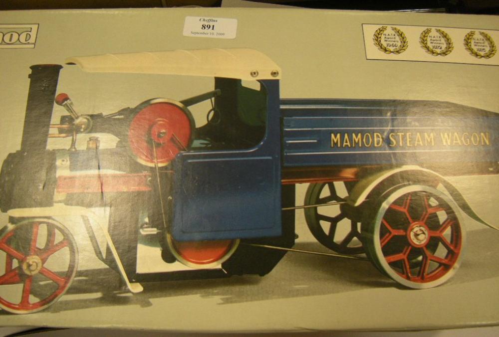Lot 891 - A boxed Mamod steam wagon