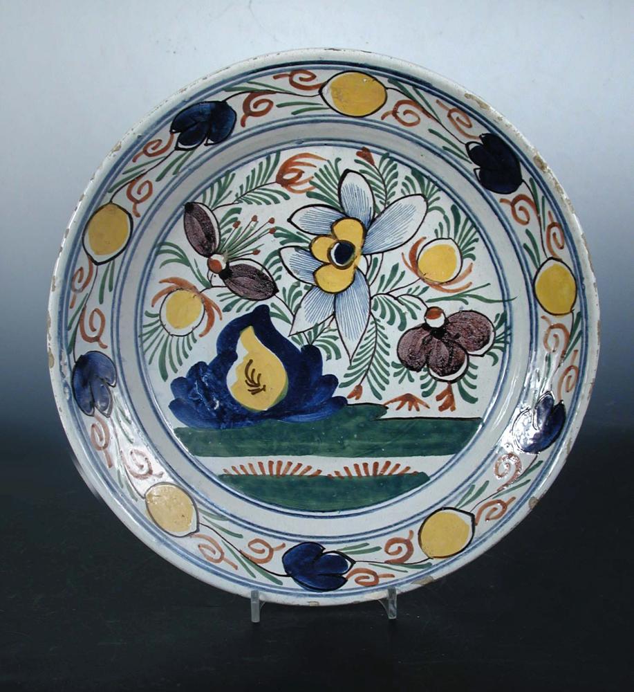 Lot 32 - Two 18th century Dutch Delft dishes,